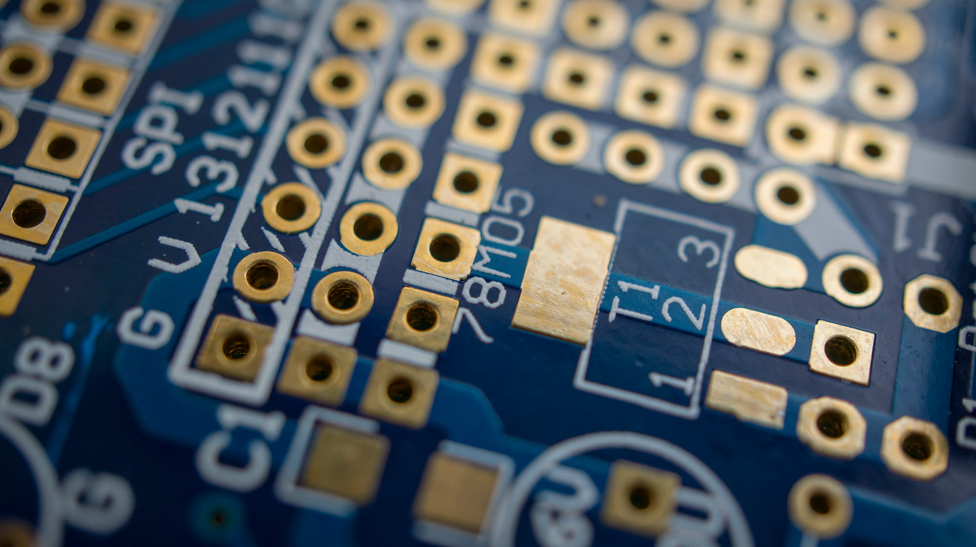 Tented Vias: Cost-Efficient Reliability - VSE